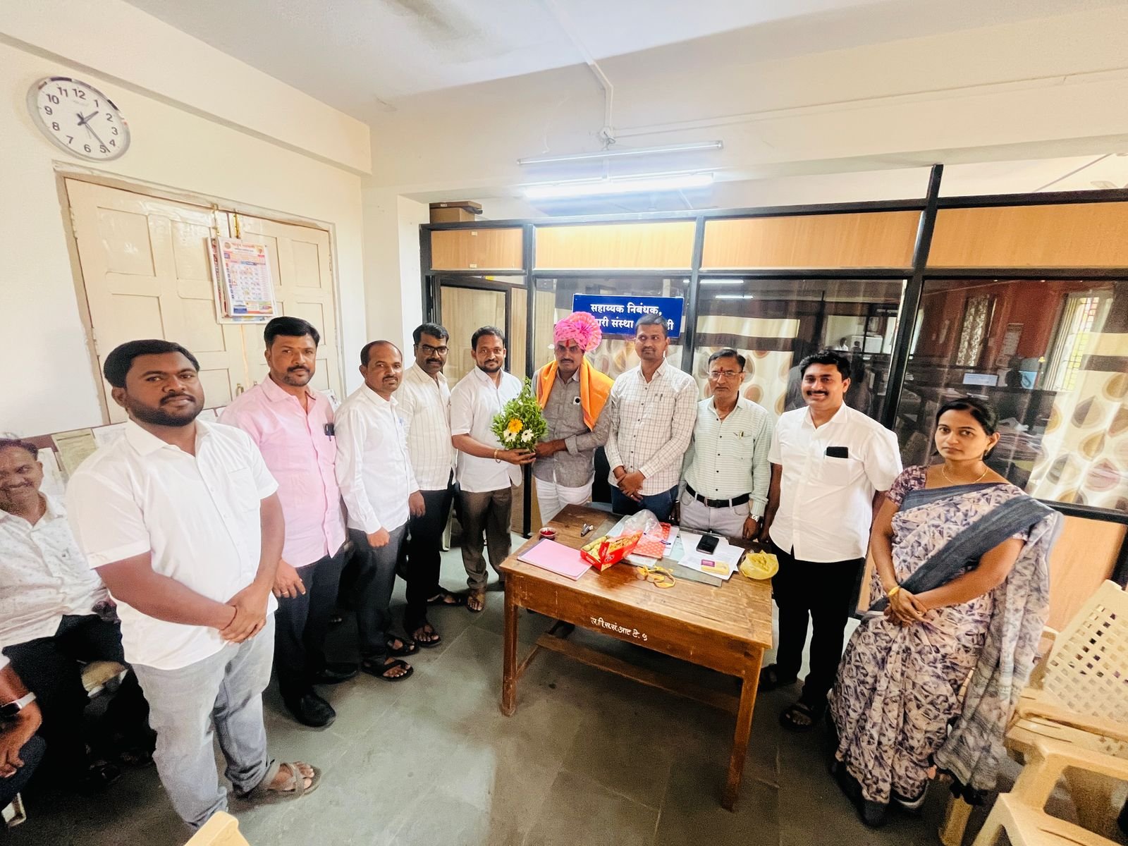 शिक्षक पतसंस्थेच्या चेअरमनपदी शिक्षक संघाचा शिलेदार बिनविरोध : असिफ ...